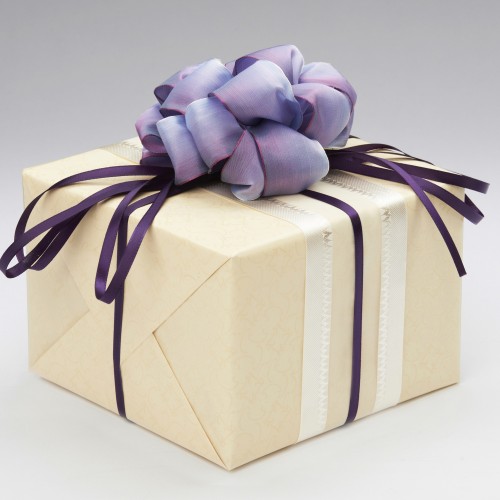 Gifted Wraps | Custom gift wrapping that will make them feel extraordinary.